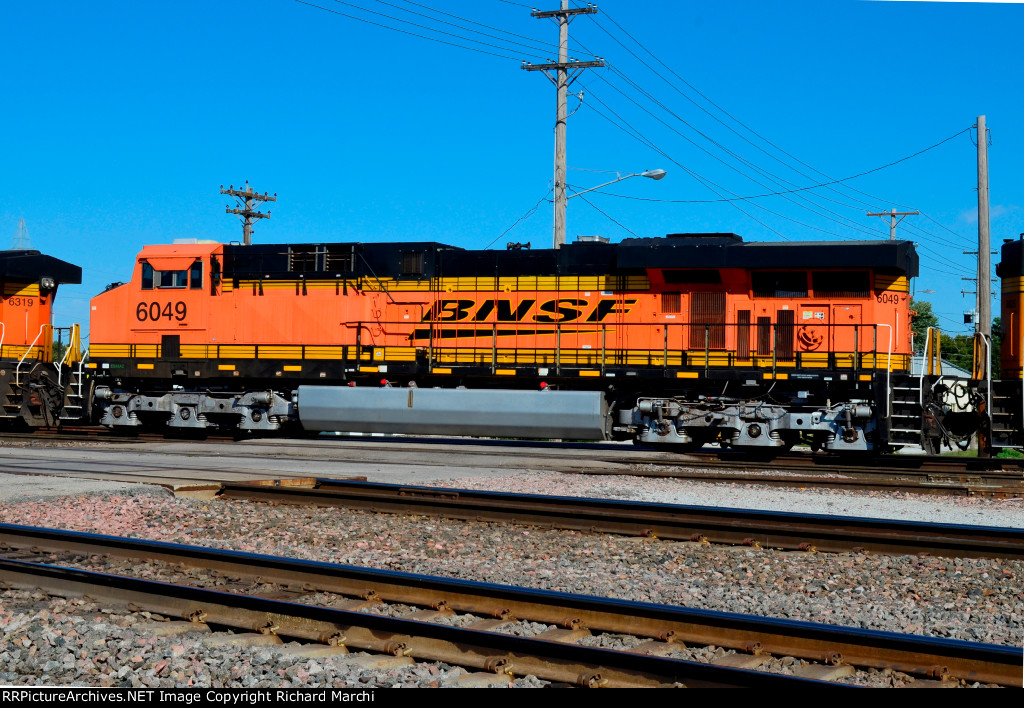 BNSF 6049